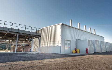 Electricity peaking stations using gas engines